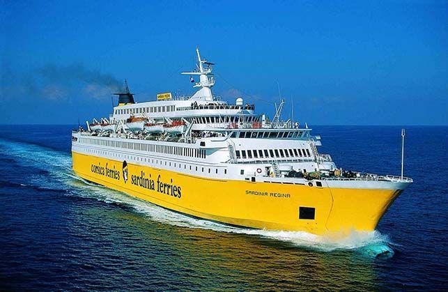 Ferry Alcudia - Tolón ️ Precios y horarios | Clickferry